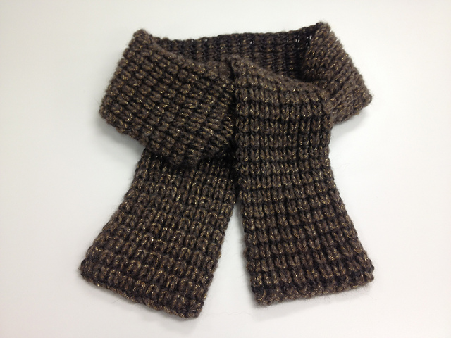 Ravelry: Verso Scarf pattern by Bethany Hendrickson