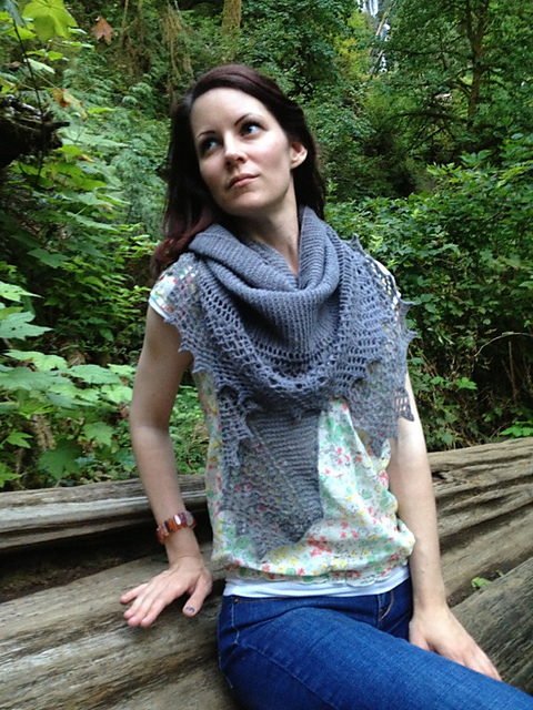 Ravelry: Ederne Shawl pattern by Bethany Hendrickson