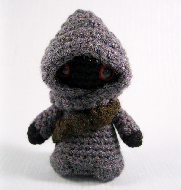 Ravelry: Offworld Jawa pattern by Lucy Collin