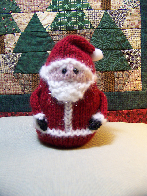 Ravelry: No-Sew Santa pattern by Heather Hoefle