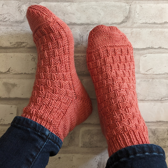 Ravelry: Red Rover Socks pattern by Amanda Pascoe