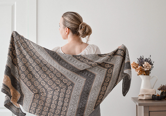 Ravelry: Sunweavers pattern by Inese Sang