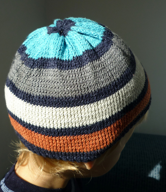 Ravelry: Simple Striped Hat pattern by Julia Biryukova