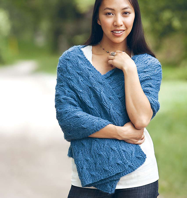 Ravelry: Turnaround Stole pattern by Lily M. Chin