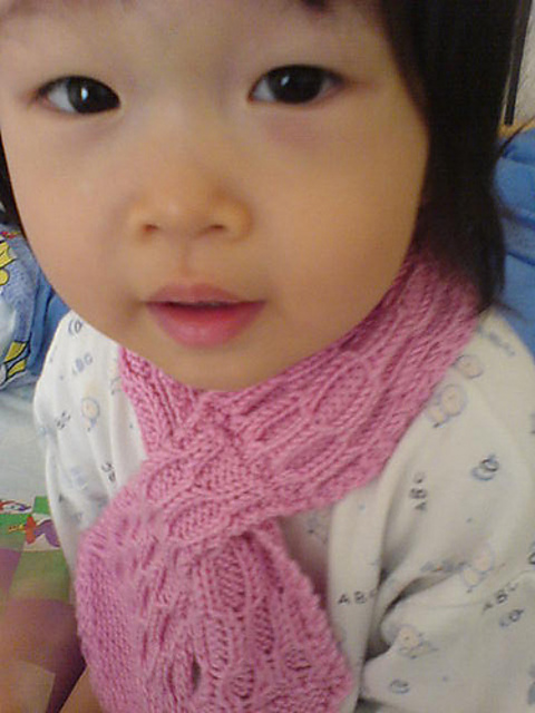 Ravelry: Honeycomb Scarf For Kids pattern by Jolene Lye