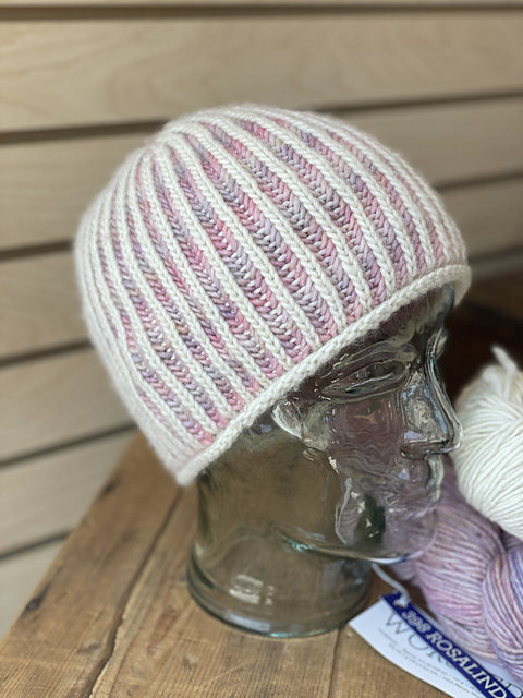 Ravelry: Easy Brioche Hat for Beginners pattern by Iris Eichenlaub