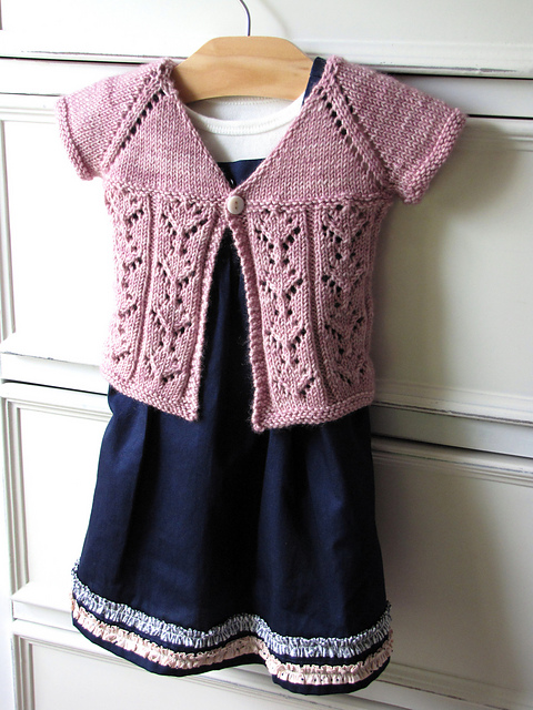 Ravelry: Lilianna pattern by Irishgirlieknits