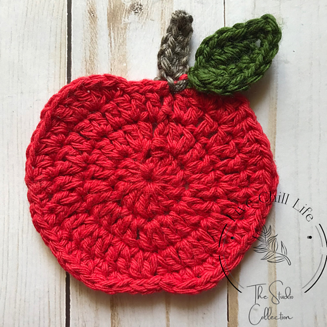 Ravelry: Apple coasters pattern by Stephanie Anderson