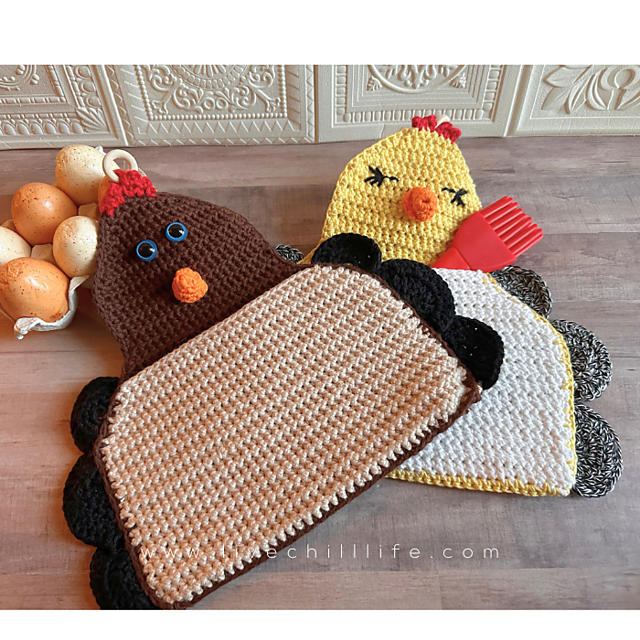 Ravelry: Chicken potholders pattern by Stephanie Anderson