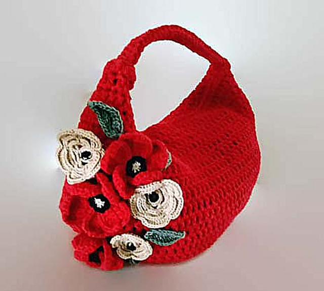 Ravelry: Red Flower Bag pattern by isWoolish