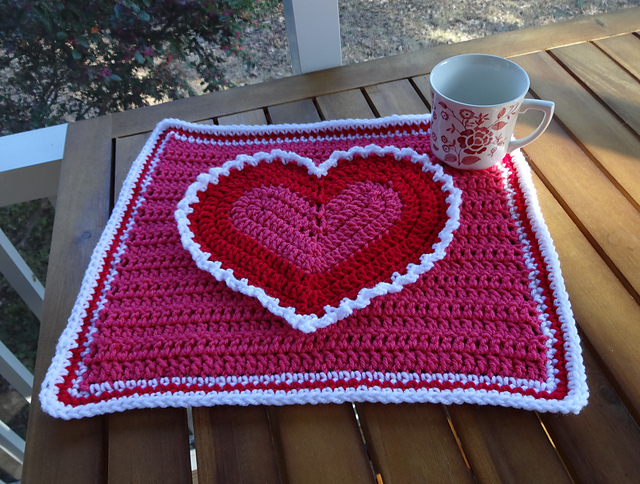 Ravelry: Heart of My Heart Placemat II for Brava pattern by Ilene ...