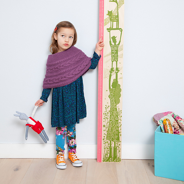 Ravelry: Shoulder Cape pattern by Debbie Bliss