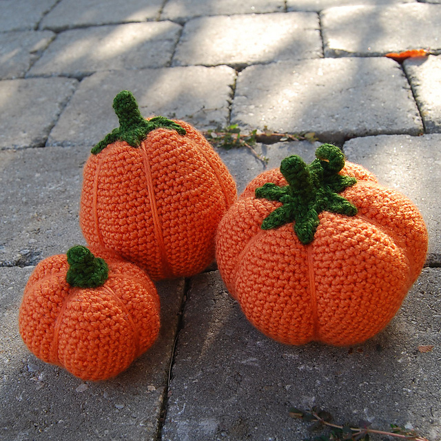 Ravelry: Amigurumi Pumpkin #3 pattern by Karla Fitch