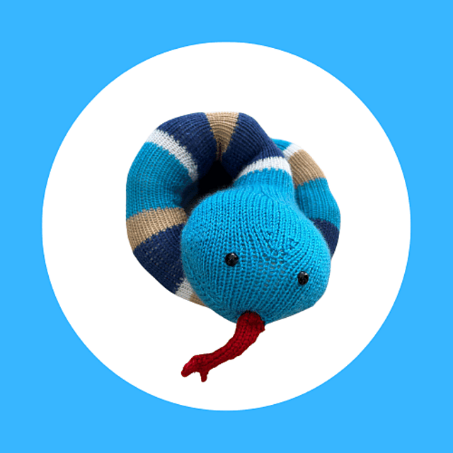 Ravelry: Snuggly Snake pattern by Itziar Arenas