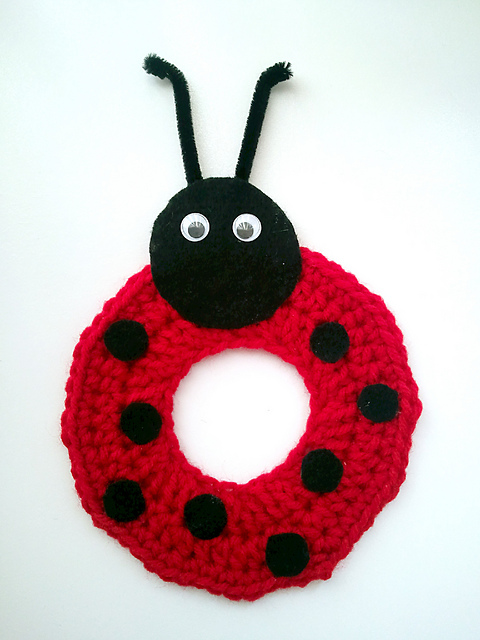 Ravelry: Ladybug Camera/Lens Buddy pattern by Jessica Carey