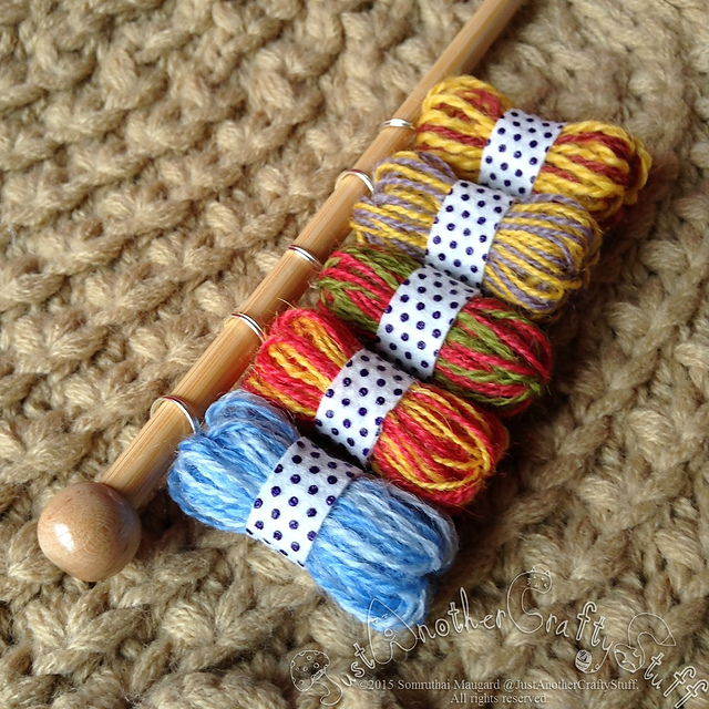 Ravelry: handdrawnyarn's Fluffy Fun Scarf