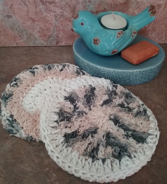 Ravelry: Easy Spiral Scrub Cloth pattern by Janet Myrto