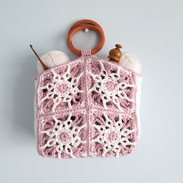 Ravelry: Soapstone Mini Tote pattern by Joanne Fowler