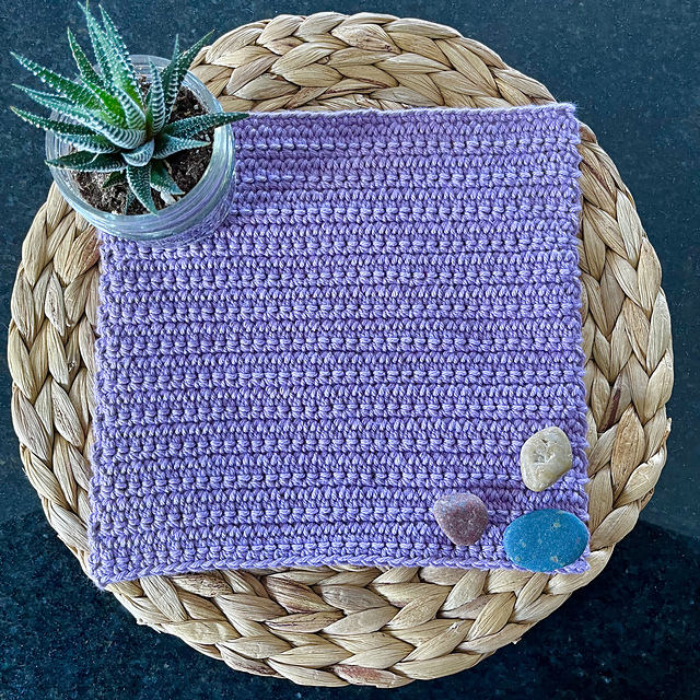 Ravelry: Interlink Dishcloth pattern by Janine Mudge | Capital Crochet