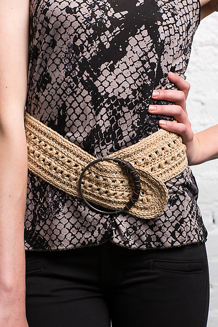 Ravelry: Improv Belt pattern by Anne Potter