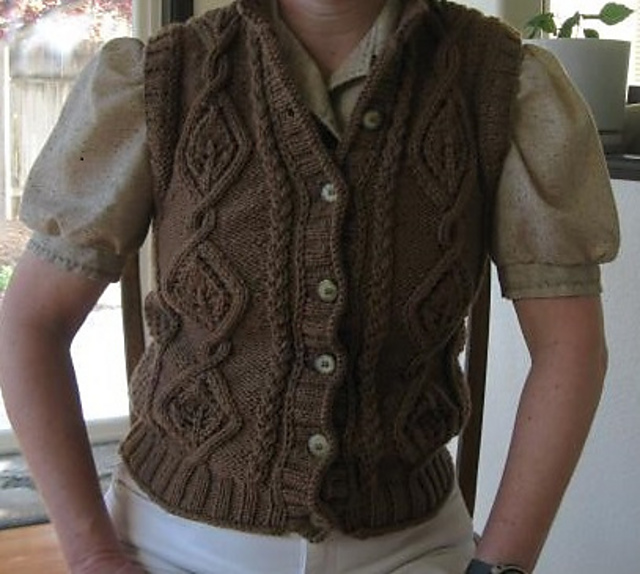 Ravelry: Framed Leaf Vest pattern by Judy Lamb
