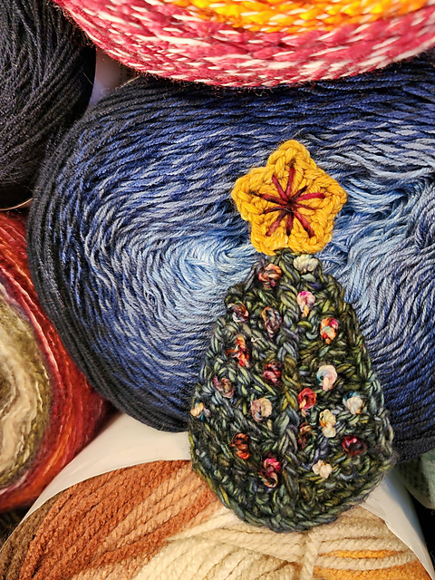 Ravelry: Yuletide Tree pattern by Jason Parker