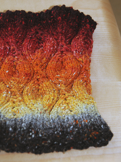 Ravelry: Candle Flame Cowl pattern by Julia Allen