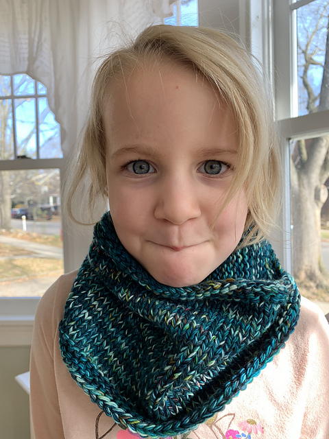 Ravelry: ZOOM Cowl pattern by Nota Bene Knits