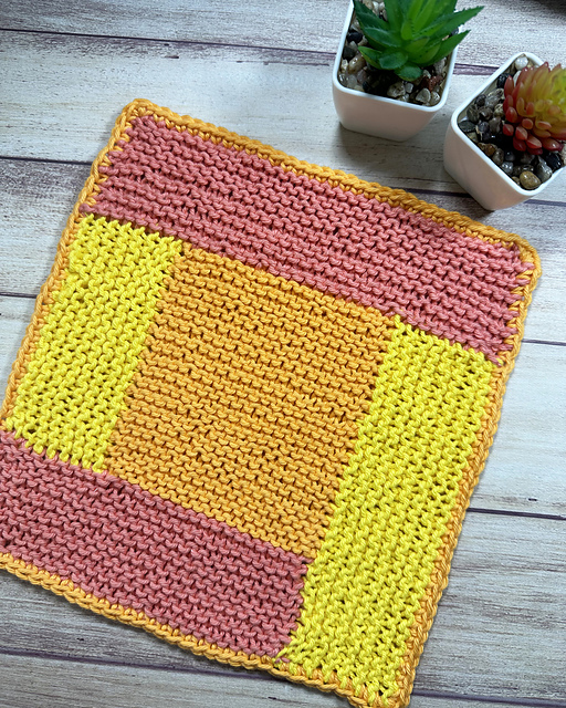 Ravelry: Summer Vibes Dishcloth pattern by Jen Lucas