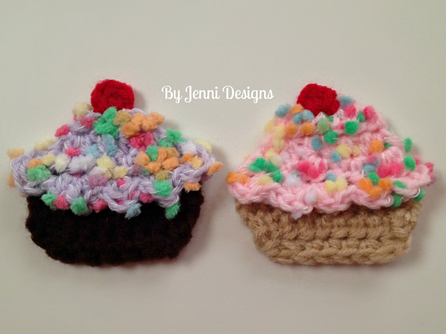 Ravelry: Cupcake Applique pattern by Jenni Catavu