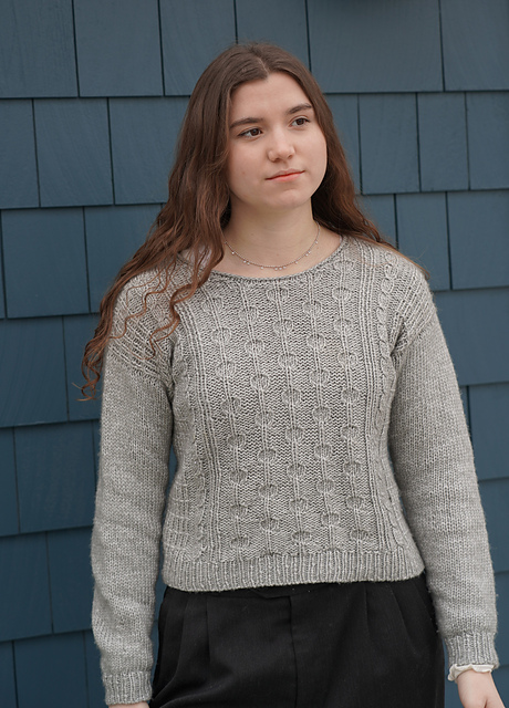Ravelry: Circle Line Pullover pattern by Jennifer Owens