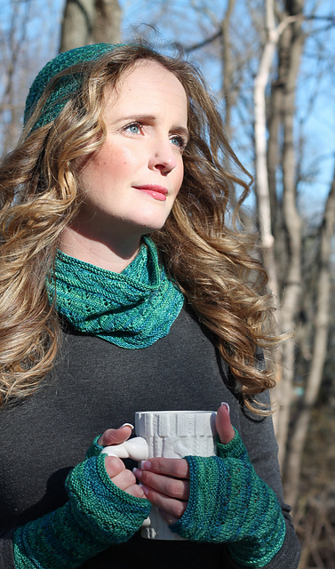 Ravelry: Nature's Magic Cowl pattern by Jenn Sheelen