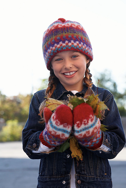 Ravelry: Fair Isle Mittens pattern by Patons