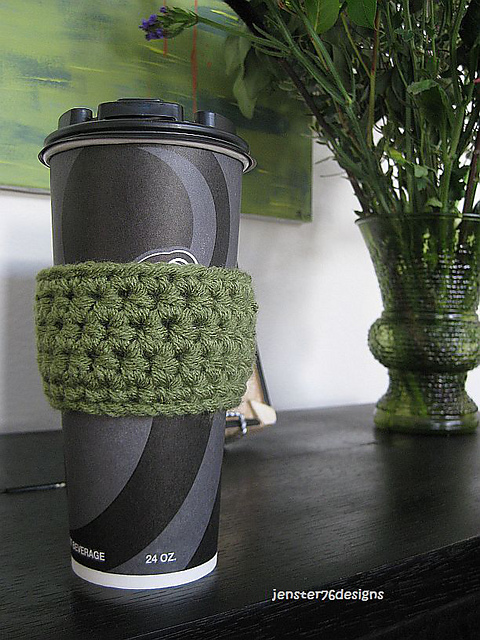 Ravelry: Ten Minute Hot Drink Sleeve pattern by Jennifer Kaye