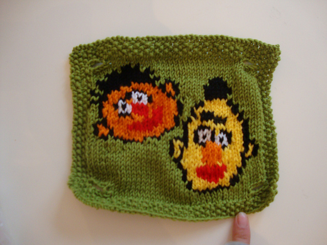 Ravelry: Bert and Ernie (Sesame Street) Intarsia pattern by Jessica Angus