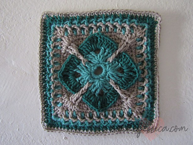 Ravelry: Four Corner Spades pattern by Jessica Phillips