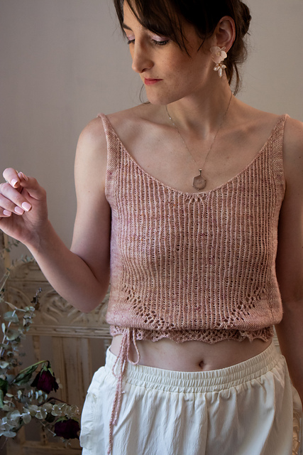 Ravelry: Solaris Top pattern by María Jesús Camus