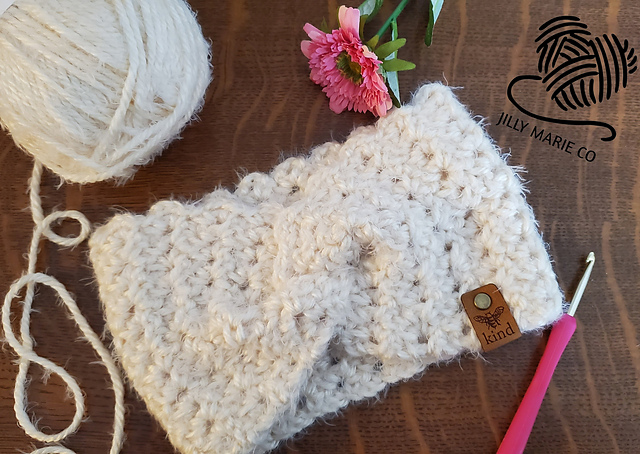 Ravelry: Cozy Cottage Ear Warmer set pattern by Jill Guigar