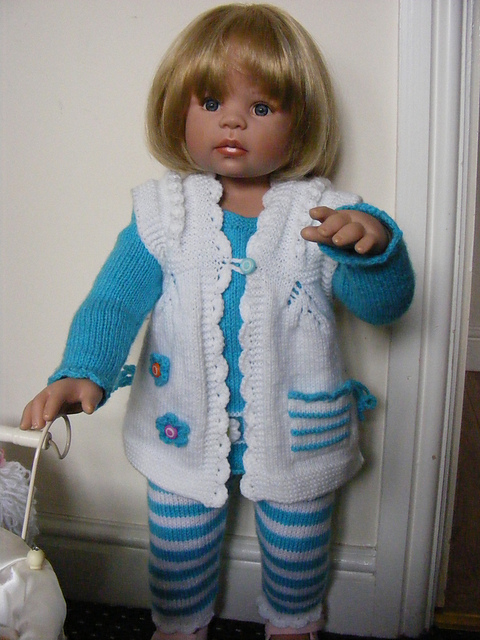 Ravelry: Daisy May Outfit pattern by maybebaby designs