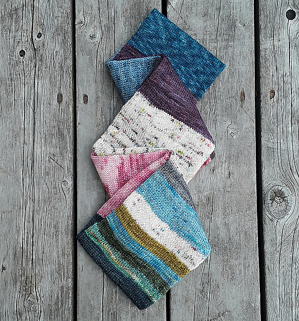 Ravelry: Round and Round Cowl pattern by Jennifer Knight