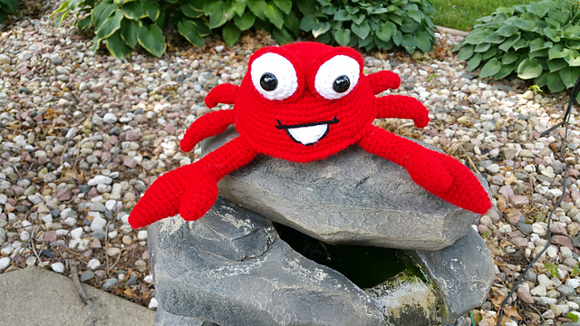 Ravelry: Chester the Crab pattern by Needle Knows by Jennifer Lacek