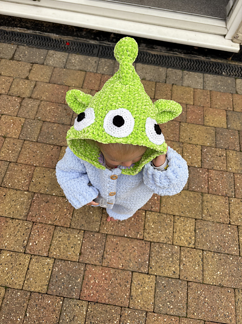 Ravelry: Toy Story Alien Outfit pattern by LadyBird Crochet