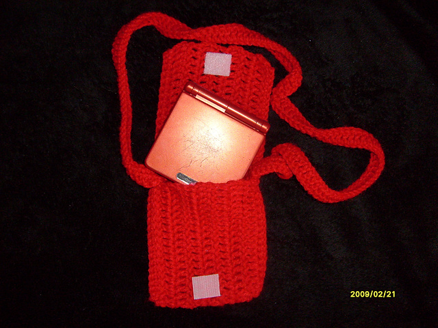 Ravelry: Red Gameboy Advance Case pattern by Jody Budden