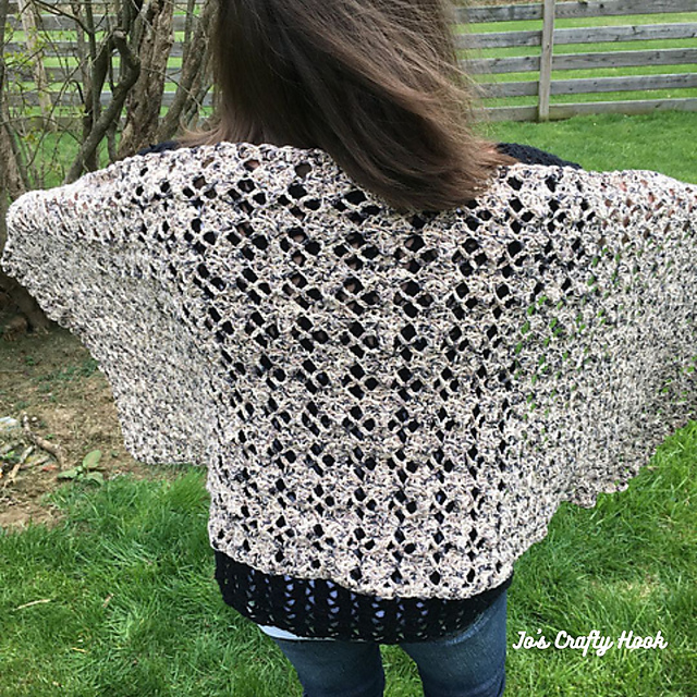 Ravelry: Wrapped in Diamonds pattern by Jo's Crafty Hook