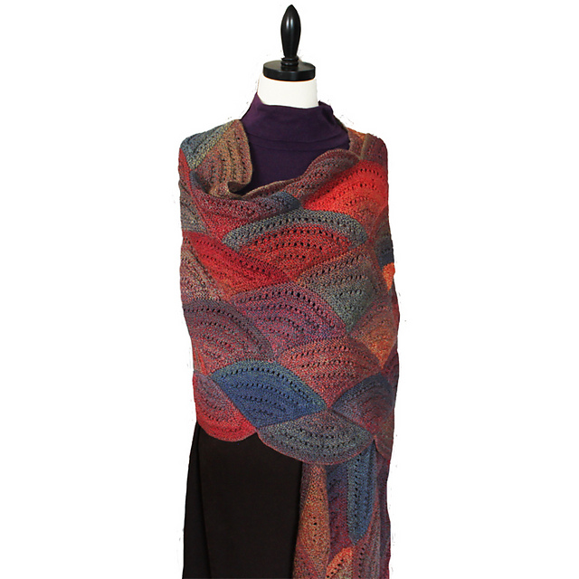 Ravelry: Shell Shawl pattern by Lijuan Jing