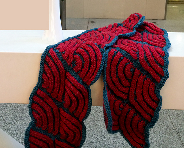 Ravelry: Dragon Wing Scarf Vertical pattern by Lijuan Jing