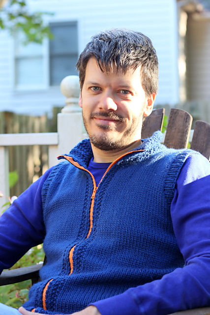 Ravelry: Men's zip-up vest pattern by Joelle Hoverson