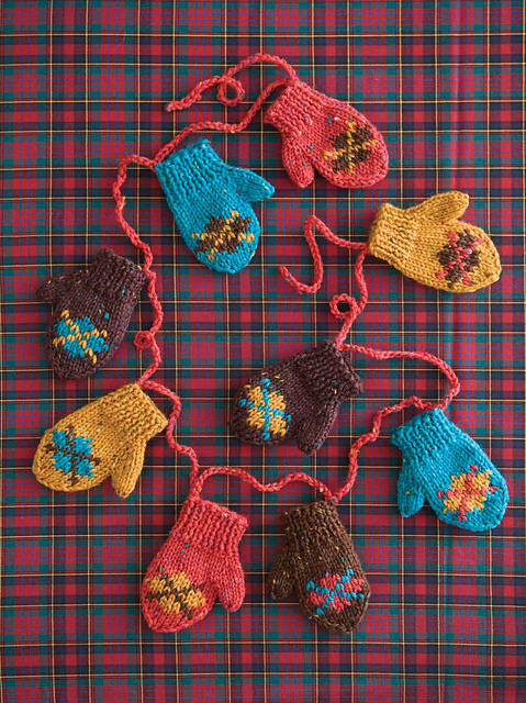 Ravelry: Argyle Mitten Garland pattern by MintyFresh