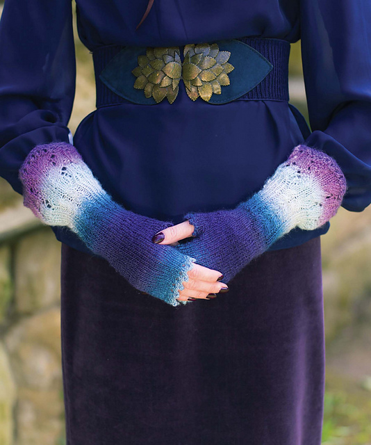 Ravelry: Hattie pattern by Louisa Harding