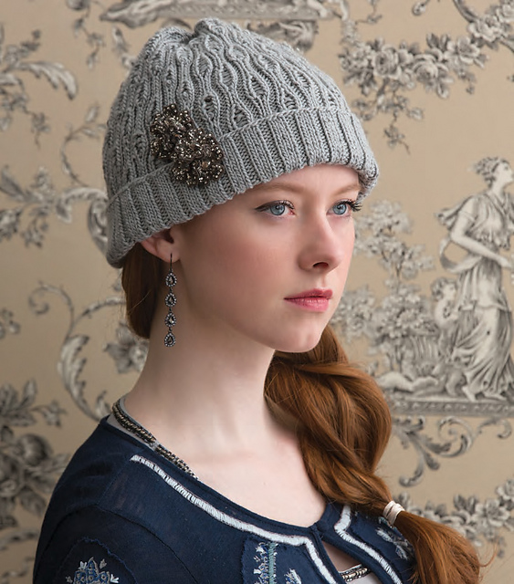 Ravelry: Wavy Ribbed Hat pattern by Rachel Maurer